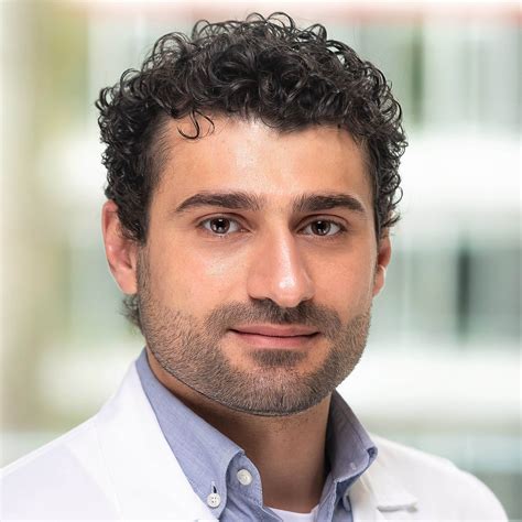 Neuromuskuläre Präzisionsbildgebung Und Interventionen Suren Jengojan Auf Dem Essr Outreach