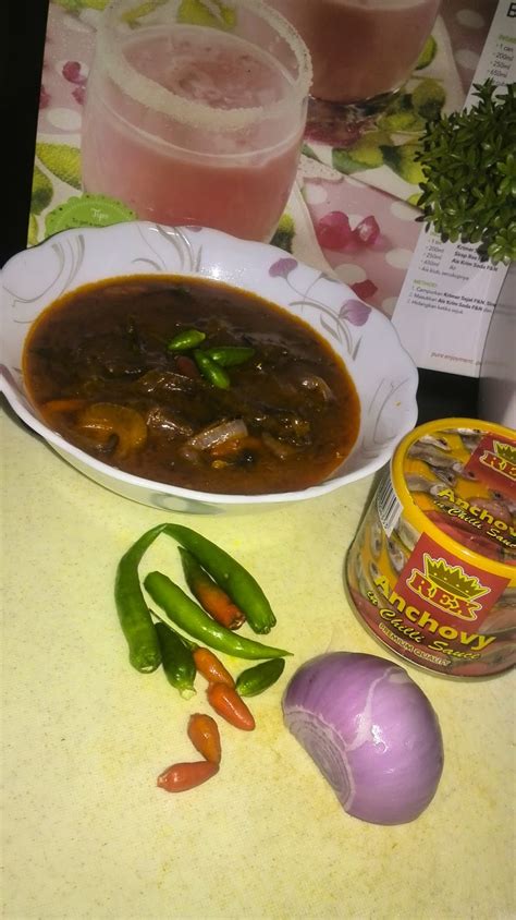 Namakucella Sambal Bilis Tin