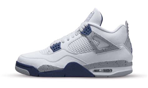 Jordan 4 Retro Midnight Navy Streetwear Evolution High End