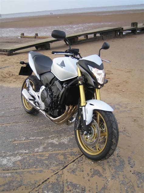 Review Honda Hornet CB600F A Road Test Proves Naked Streetfighters