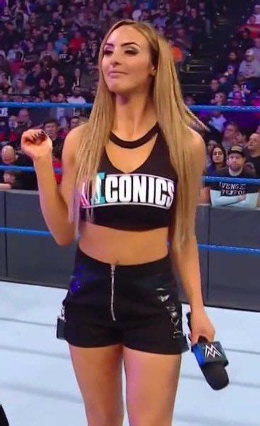 Pin By Nicole Lopez On Wwe Female Wrestlers Wwe Female Wrestlers Wwe Girls Peyton Royce
