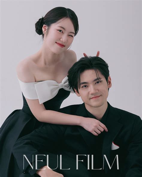 늘 필름 • 웨딩스냅 • 커플스냅 • 솔로웨딩 • 리마인드웨딩 Neulfilmkr • Instagram Photos