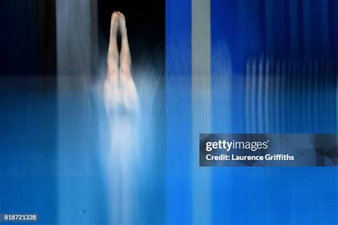Diver Steele Johnson Photos And Premium High Res Pictures Getty Images