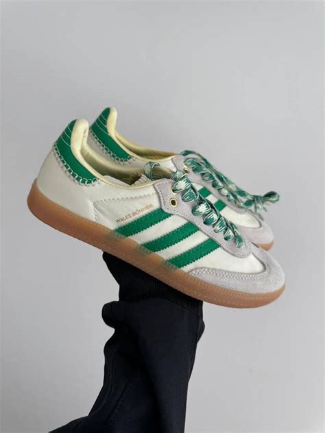 Жіночі кросівки Adidas Samba X Wales Bonner Green Premium — ціна 2250 грн у каталозі Кросівки