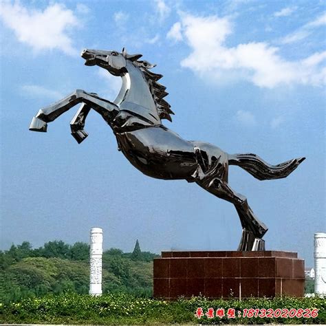 不锈钢一往直前奔马雕塑 卓景雕塑公司