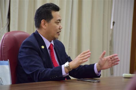 Sesi Kunjungan Hormat Ybrs Gs Haji Azlikamil Bin Napiah Ketua