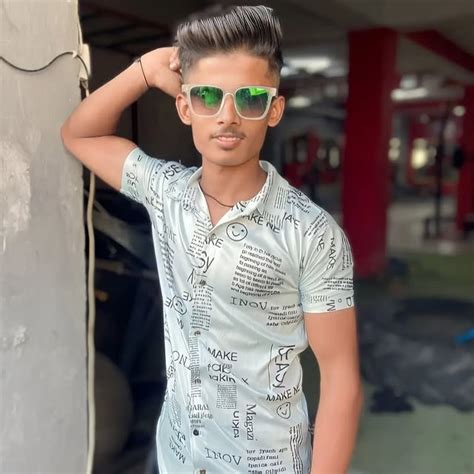Saurabh Official 78349 Saurabh Panday 78349 • Threads Say More