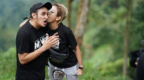 Ngaku Pernah ML, Nikita Mirzani Dimaki Vicky Nitinegoro