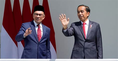 Joko Widodo Accords Warm Welcome To Anwar Nsttv New Straits Times