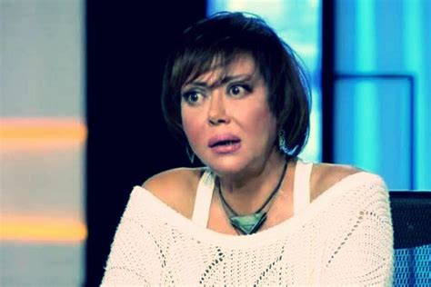 شاهد أول ظهور لابنة نهى العمروسي بعد قضية الفيرمونت بنتي في حضني