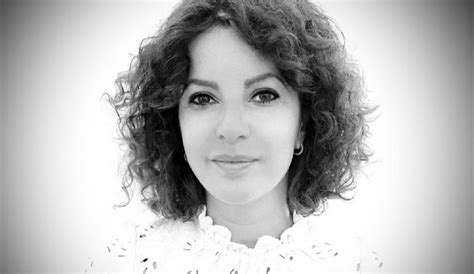 Ирини Зикидис с варианти за титаничните идеи на Найо към своите