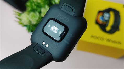 POCO Watch Review; beginner ready smartwatch with AMOLED screen ...