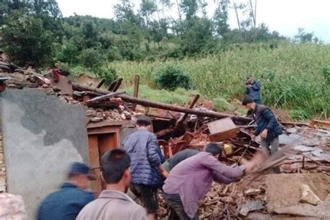 बझाङको बुङ्गलमा पहिरोले घर पुर्दा ४ जनाको मृत्यु