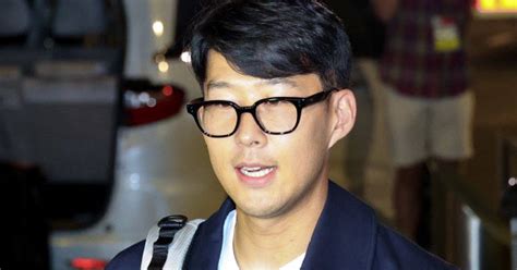 ‘안와골절 수술 손흥민 부기 남은 모습으로 카타르 입성 [포착]