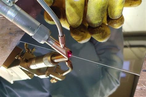 레이저 용접이란 Acctek 레이저