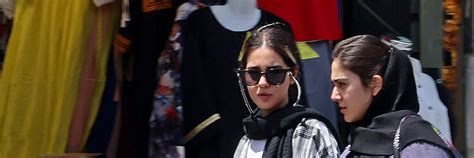 Iran Unterdrückung Von Frauen Und Mädchen Durch Sittenpolizei