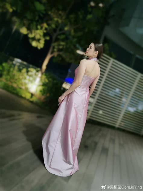 羽壇知名女神身穿改良版旗袍，優雅有氣質，不愧是羽毛球女神啊 每日頭條