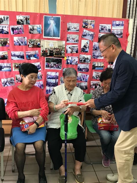 探訪香港慈星閣仁愛安老院為老人們慶祝母親節 活動照片 港澳台灣同鄉會