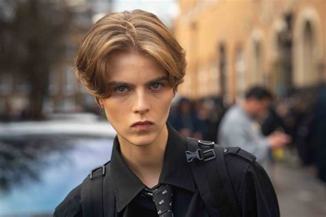 Model Libby Bennett Street Style After Jw Anderson Fw25 London Fashion Week London Et Paris