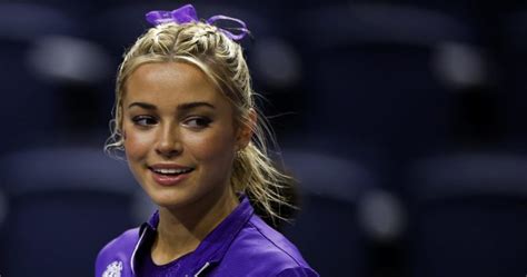 Livvy Dunne Age How Old Is The Gymnast And Social Media Star Social