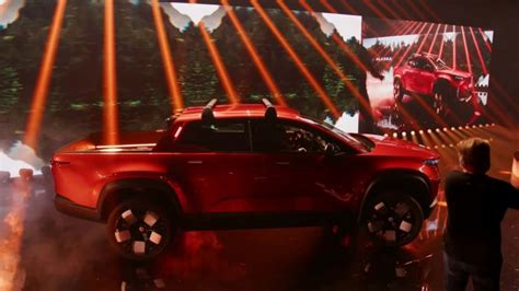 피스커 4종류의 신규 전기차 4종 공개 슈퍼카 로닌ronin 소형 해치백 피어pear 픽업트럭 알래스카alaska 오션 아웃도어 버전 포스 Eforce E