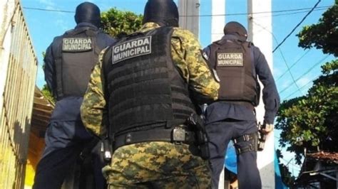 Guarda Municipal captura foragido em condomínio na zona Oeste de Natal