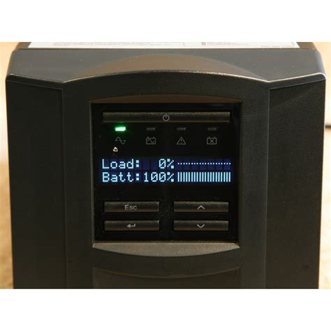 APC SMT750i Tower UPS