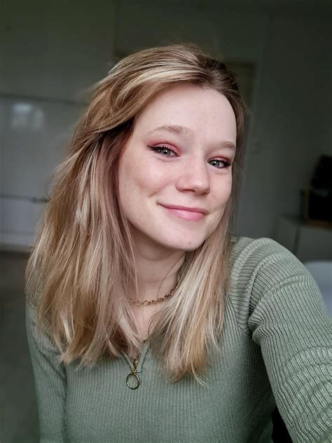 I Love My Freckles Rfreckledgirls