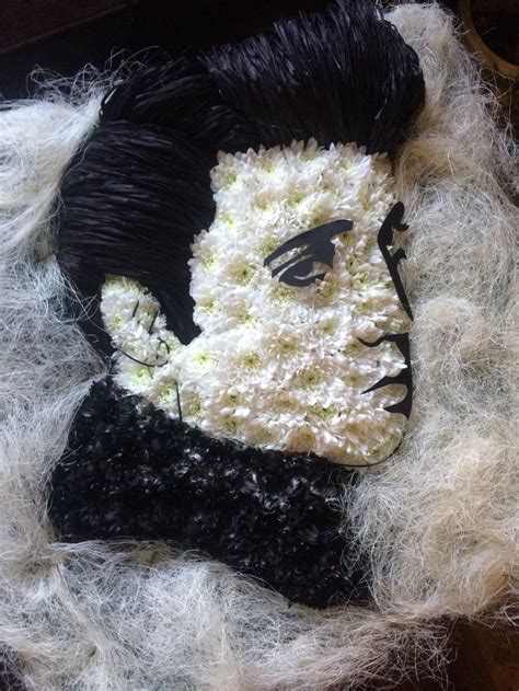 Elvis floral tribute asdaisiesgoby Florist love! | Tribute, Elvis ...