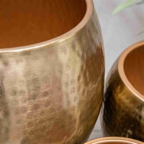Gold Hammered Metal Flower Pots 9602 Annibells