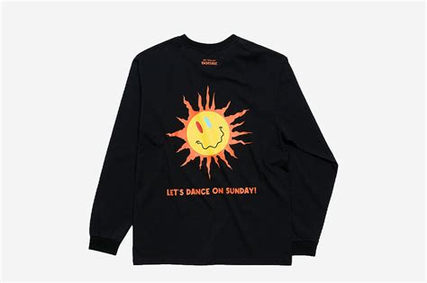 노우웨이브 써니스마일 티셔츠 블랙 Knowwave Kream