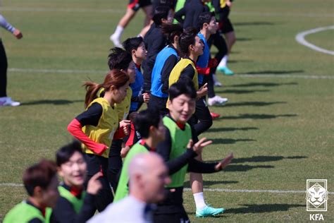 소집 훈련 매진하는 여자 축구대표팀 네이트 스포츠