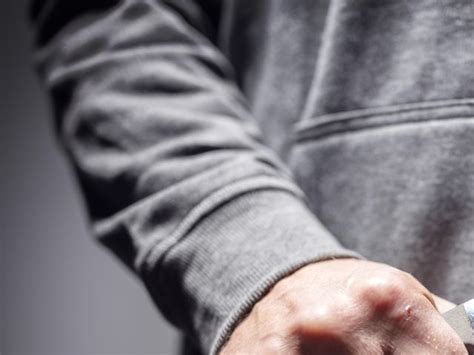 Women Who Fought Off Robber With 12 Inch Knife Says He Picked On Wrong