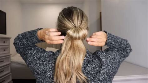 5 Super Cute And Easy Low Messy Bun Hairstyles Upstyle