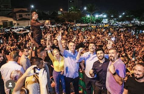 Bolsonaro Re Ne Multid O Na Feira Do Jardim Am Rica Em Goi Nia Mais Goi S