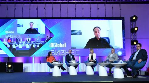 В бъдещето има място и за технологиите и за хората