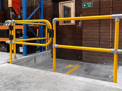 Modular Handrails Kits Combined With Self Closing Safety Gates