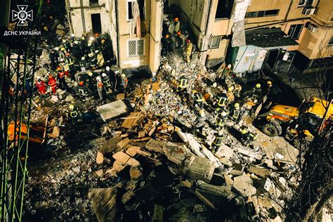 В Одесі під завалами виявили тіло восьмого загиблого ДСНС Читайте на