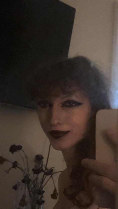 Just Tried A Goth Makeup Look 3 Im Happy Rtransadorable