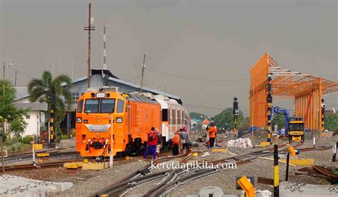 Dobel Track Mojokerto Jombang Resmi Beroperasi Kereta Api Kita