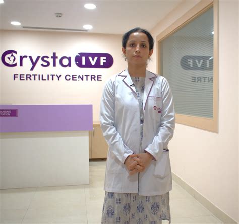 Dr Nidhi Sehrawat Fertility Specialist In Delhi Ivf Doctor Crysta Ivf