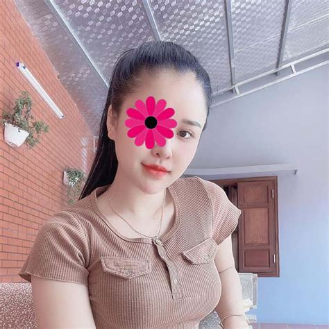 Hoài Th ng Tìm b n trai mu n h n hò k t hôn Máy Bay Bà Già AZ