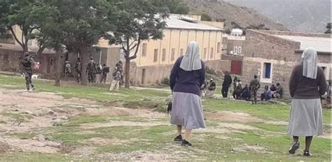 Eritrea Hunts Down Its Young People For Enforced Military Service Hrc Eritrea