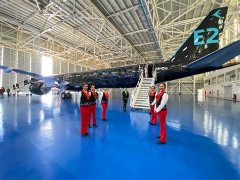 Mexicana de Aviación presenta su nuevo avión con capacidad para 132