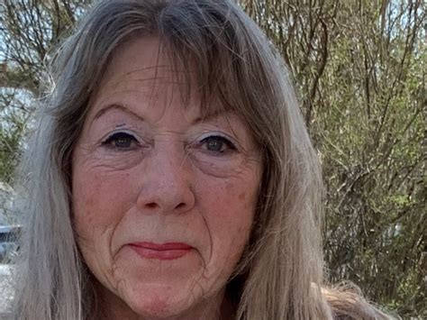 Lisa Tickle S Instagram Twitter Facebook On Idcrawl