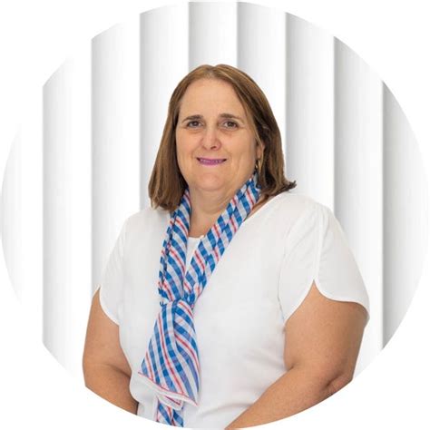Julie Chilcott Remax Property Centre Broadbeach Au