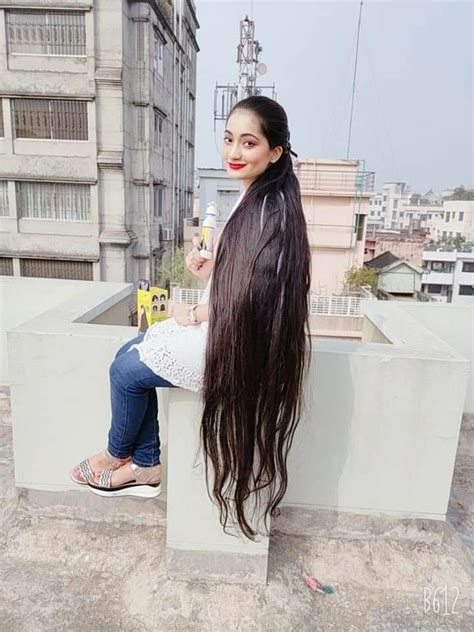 Pin Oleh Leo Shoaib Di Rapunzels In Loose Tresses Rambut Sangat