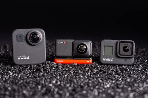 Insta360s One R Shape Shifts Between A 360 And An Action Camera The Verge