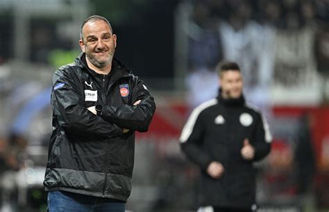 Druck Beim HSV Heidenheim Trainer Schmidt Weicht Frage Aus