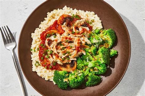 Shredded Chicken Thigh Cacciatore With Parmesan Cauli Grits